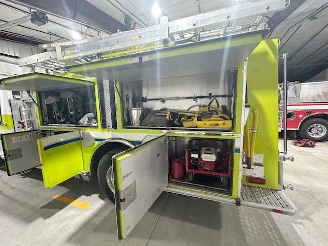 2002 BME Freightliner Commercial Pumper | Firetrucks Unlimited