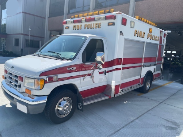 1999 Wheeled Coach Ford E-450 Fire Police Unit | Firetrucks Unlimited