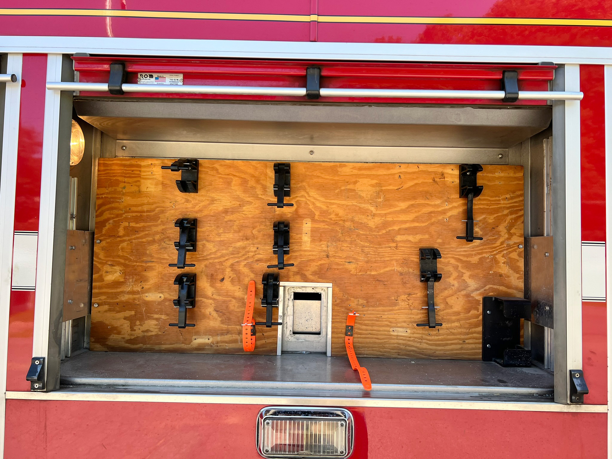 1997 MD Murray Spartan Pumper | Used Truck Details
