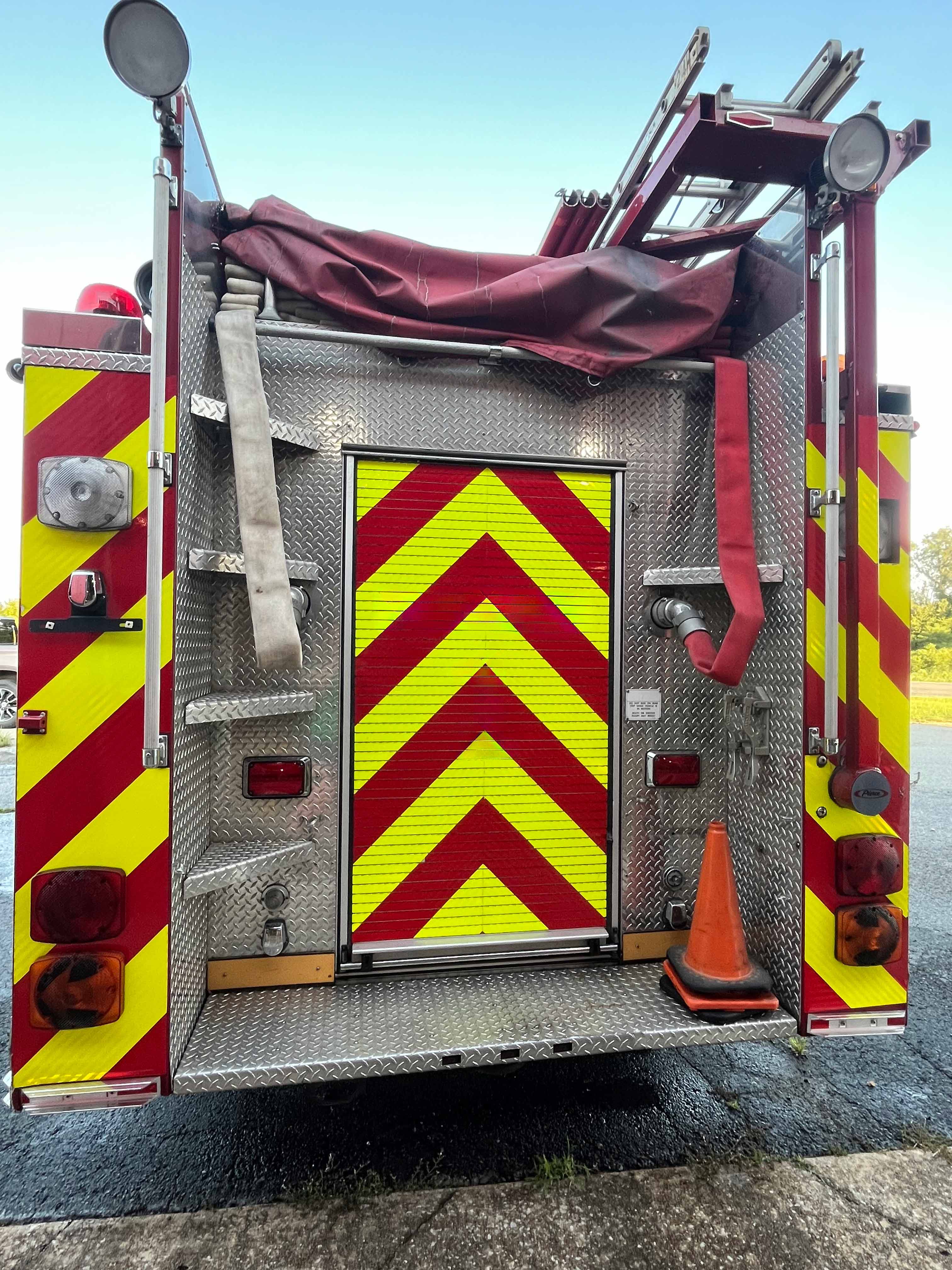 2001 Pierce Enforcer Pumper Tanker | Used Truck Details