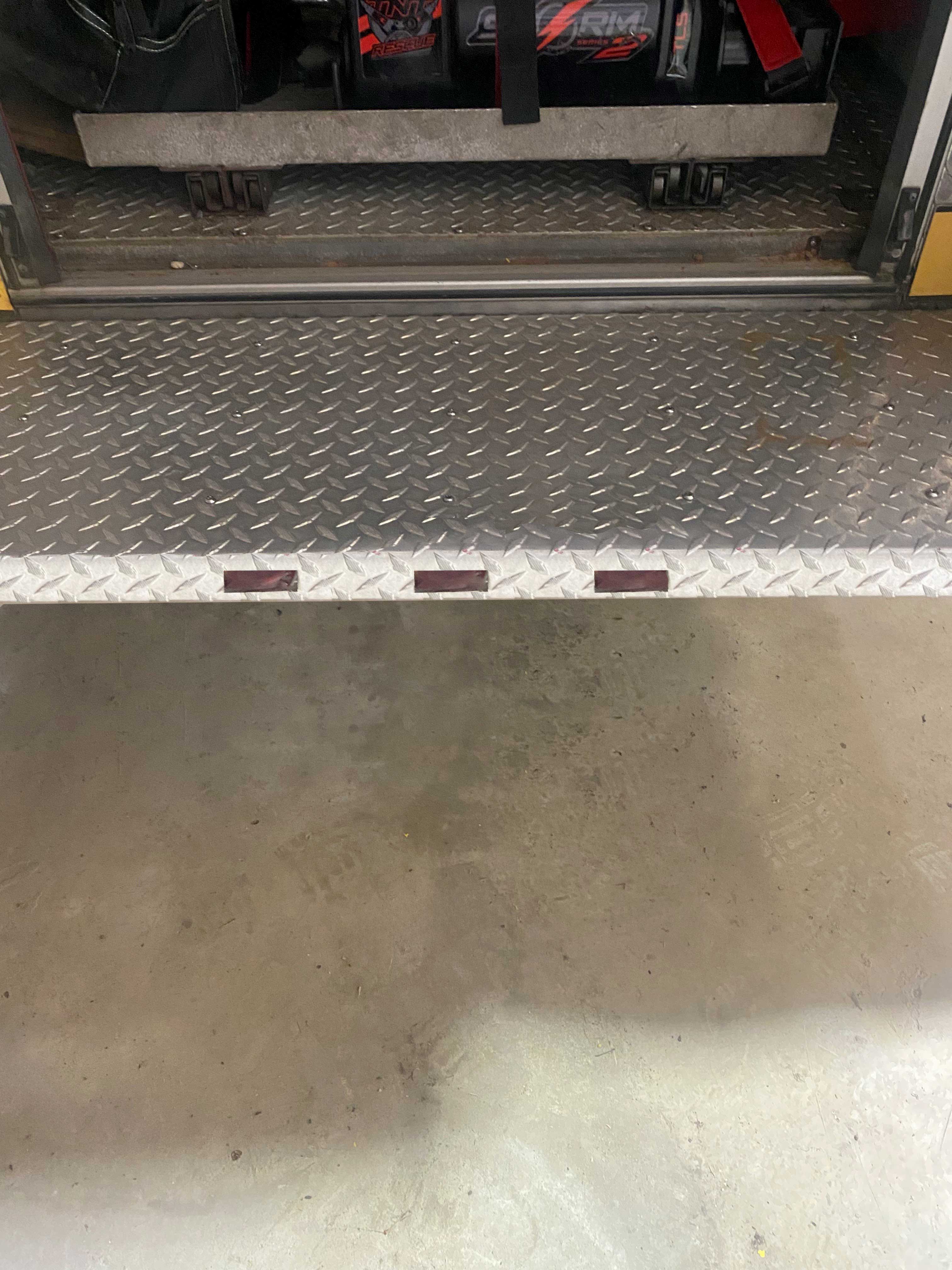 2001 Pierce Enforcer Pumper Tanker | Used Truck Details