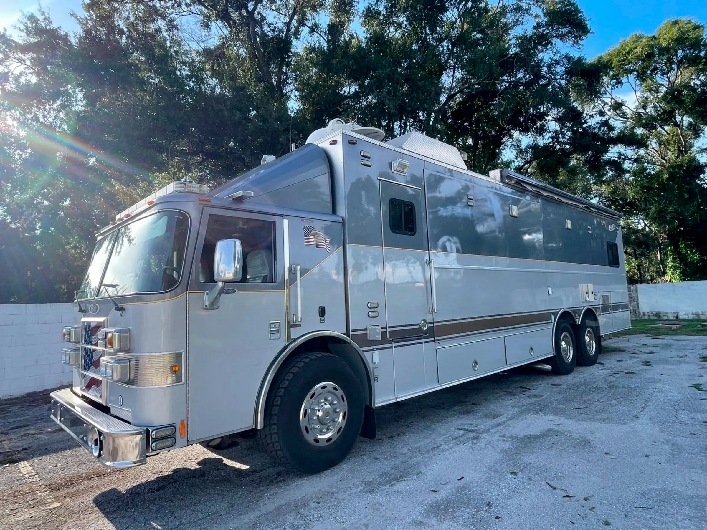 2004 Pierce Lance Mobile Command Center | Used Truck Details