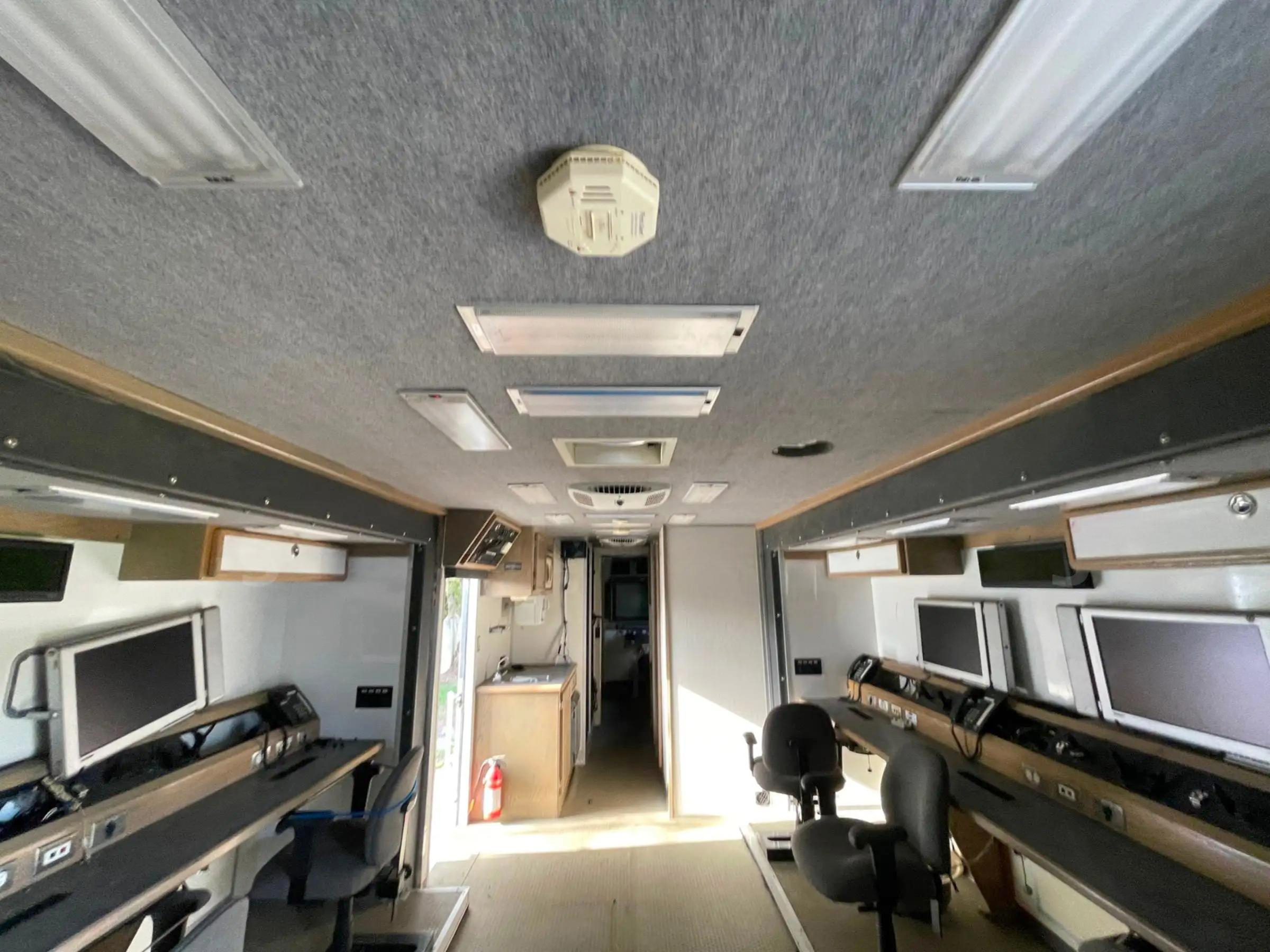 2004 Pierce Lance Mobile Command Center | Used Truck Details