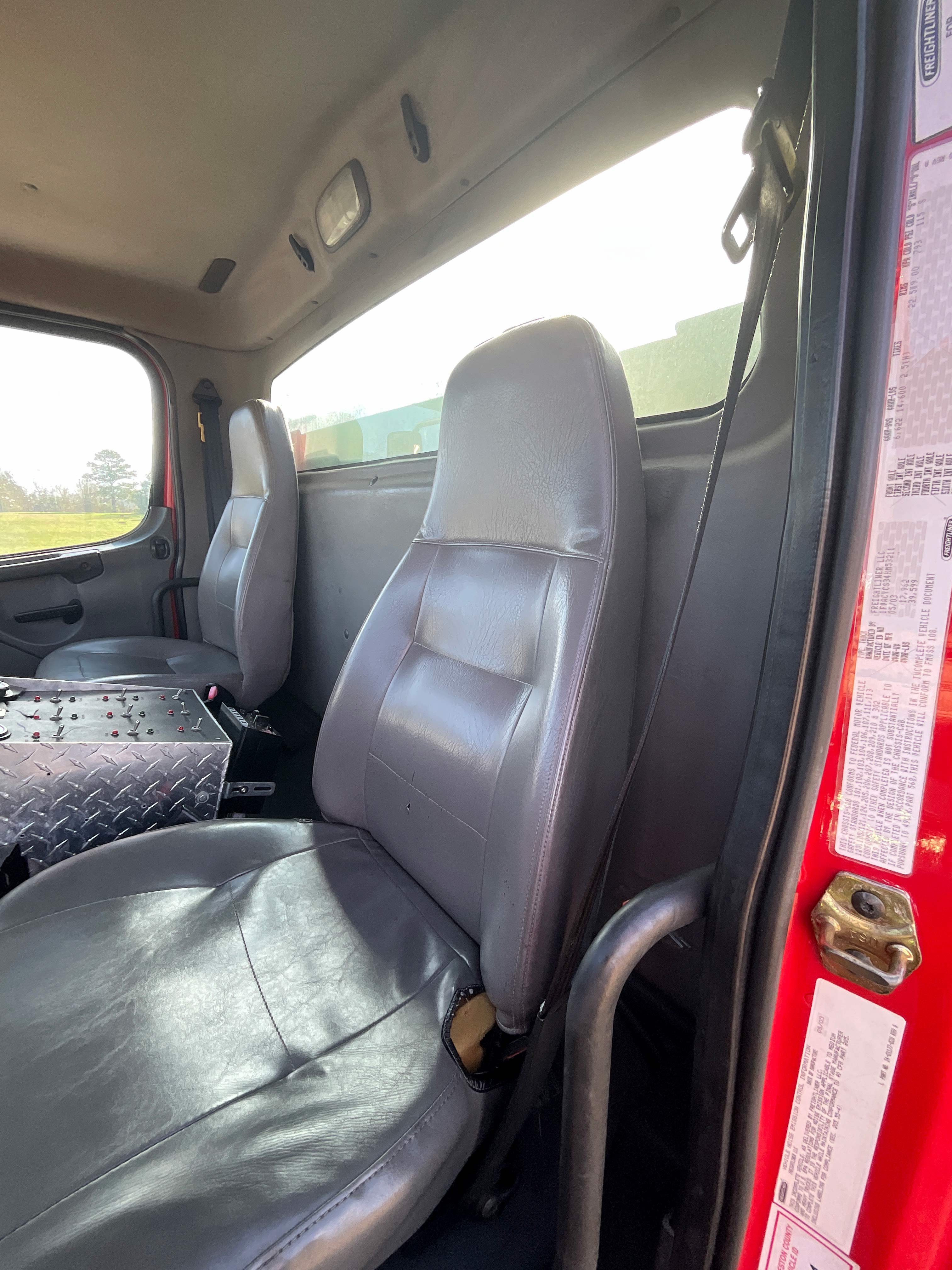 2004 Southern Fire Freightliner Commercial Elliptical Tanker | Used ...