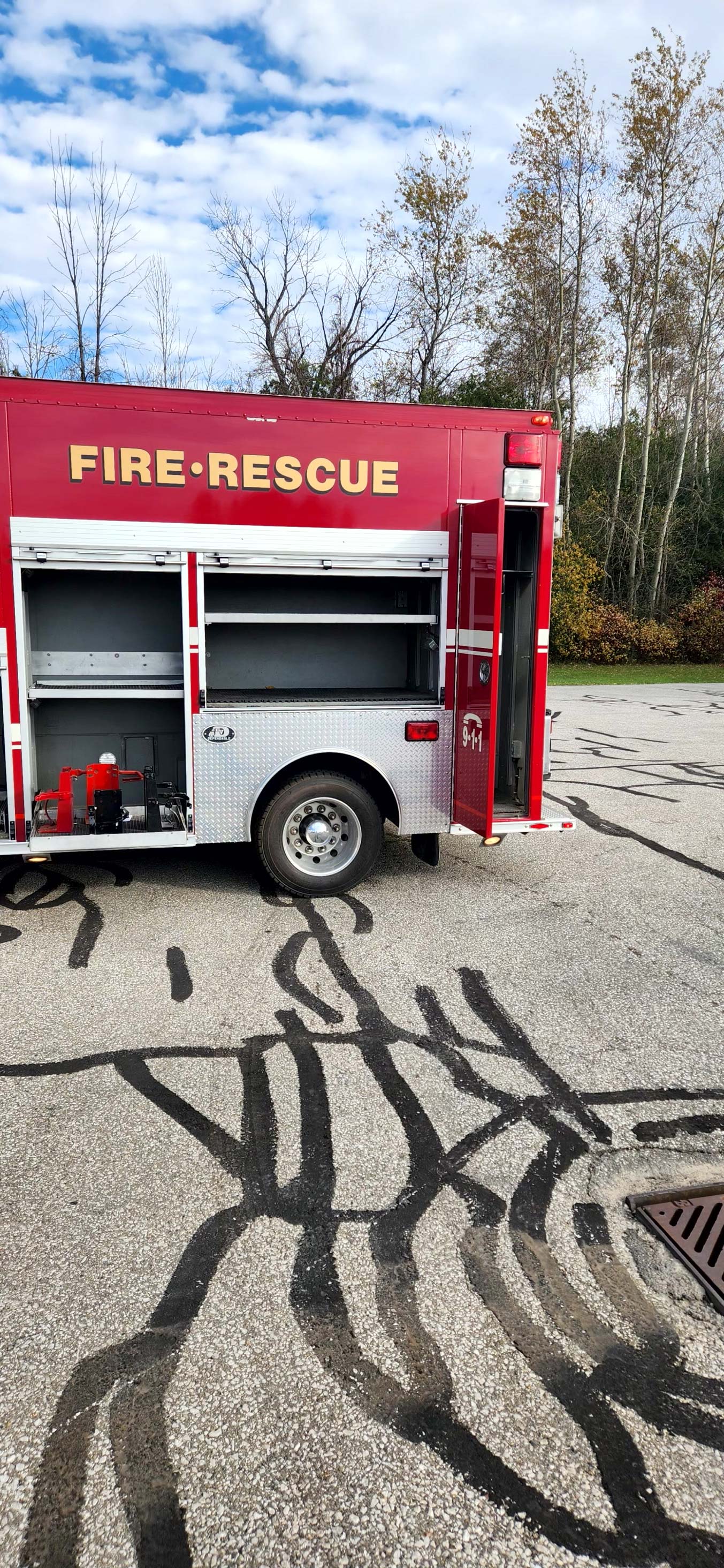 2004 Dependable International Commercial Walk-In Rescue | Used Truck ...
