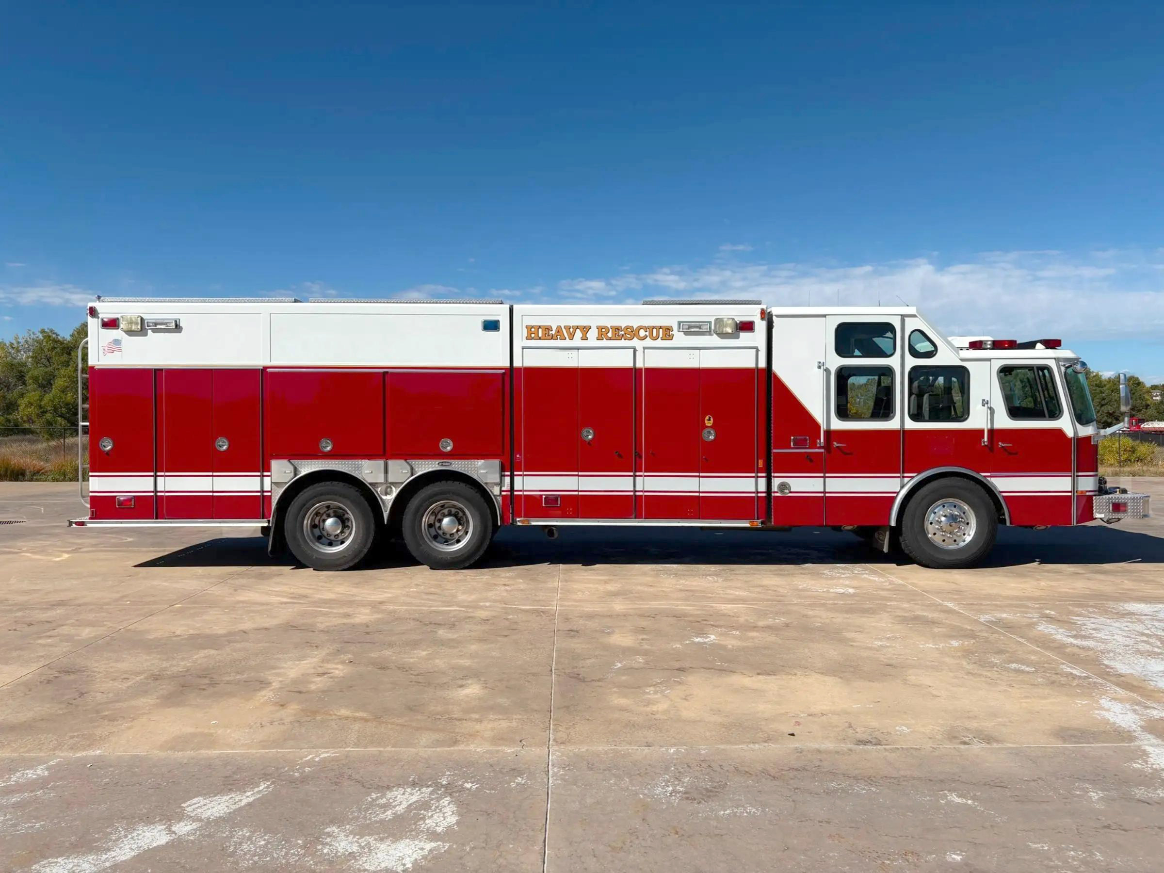 1999 E-One Cyclone II Tandem-Axle Heavy Rescue | Used Truck Details
