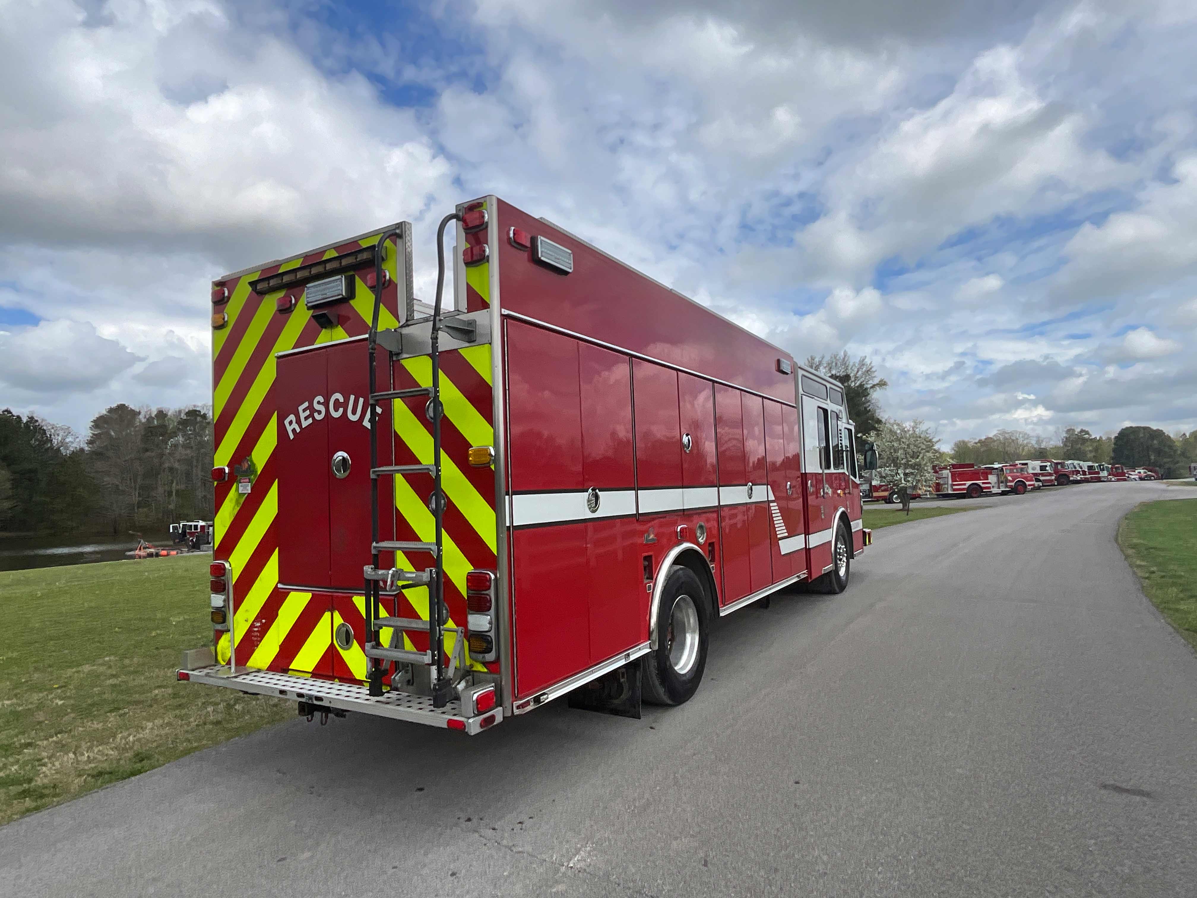 2011 Ferrara Igniter Heavy Wet Rescue | Firetrucks Unlimited