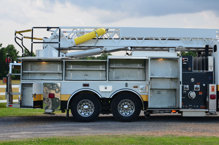 1999 KME Aerialcat 75' Quint | Used Truck Details