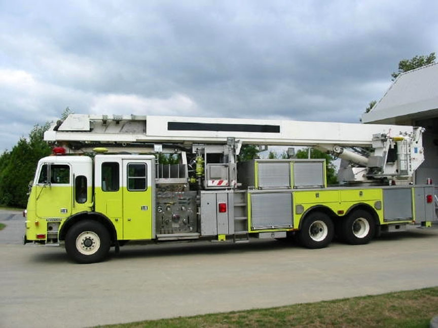 1993 Anderson / Freightliner 135' Bronto Platform | Used Truck Details