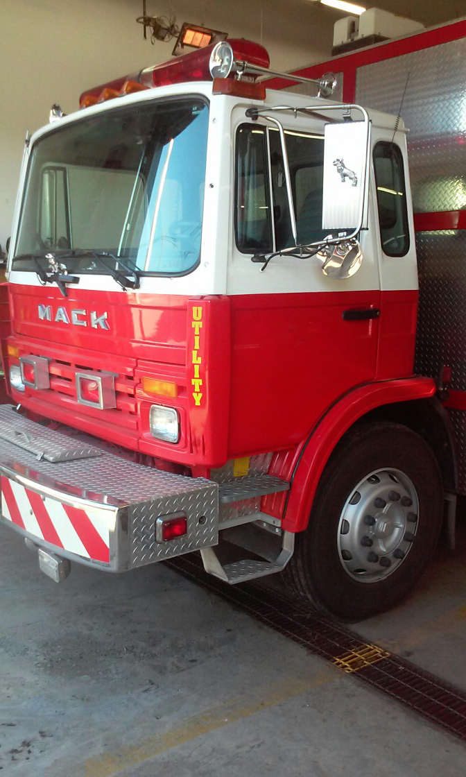 1995 Ferrara / Mack Medium-Duty Rescue | Used Truck Details