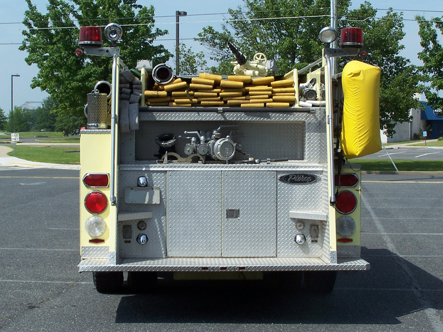 1984 Pierce / Ford C8000 Pumper | Used Truck Details