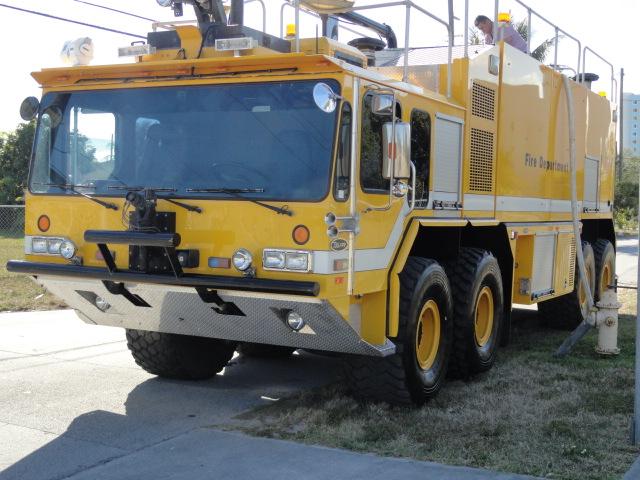 1998 E-One Titan 8x8 ARFF Vehicle | Used Truck Details