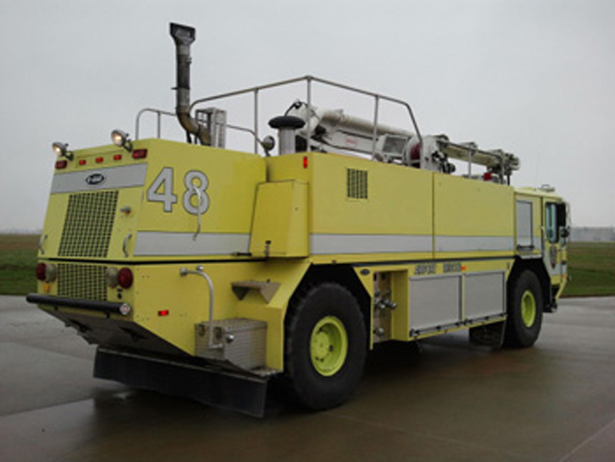 1998 E-One Titan ARFF Vehicle with 55' Elevated Stream | Used Truck Details