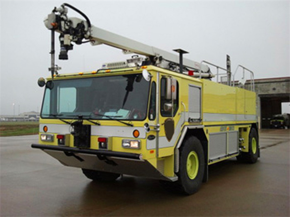 1998 E-One Titan ARFF Vehicle with 55' Elevated Stream | Used Truck Details
