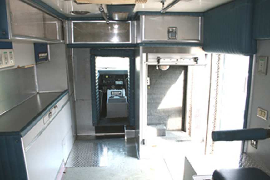 1993 International Walk-In Heavy Rescue | Used Truck Details