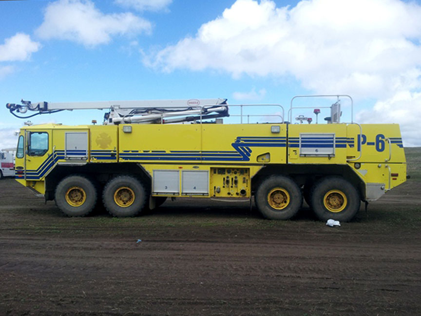 2000 E-One Titan 8x8 50' Aerial ARFF Unit | Firetrucks Unlimited
