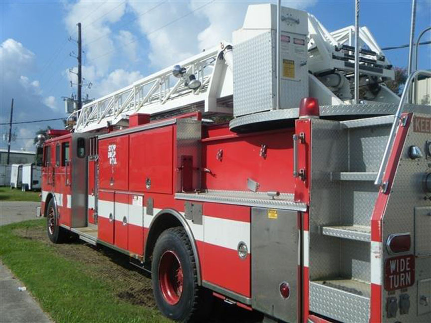 1990 Pierce Lance 75' Quint | Used Truck Details