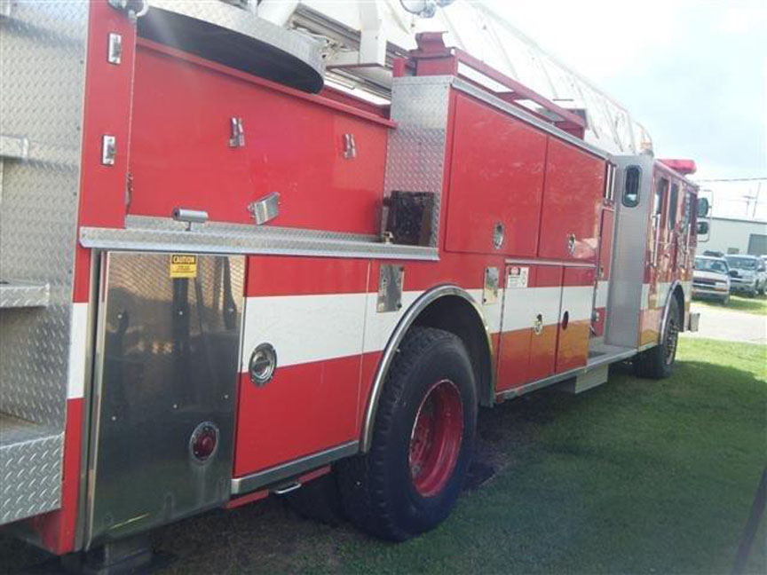 1990 Pierce Lance 75' Quint | Used Truck Details