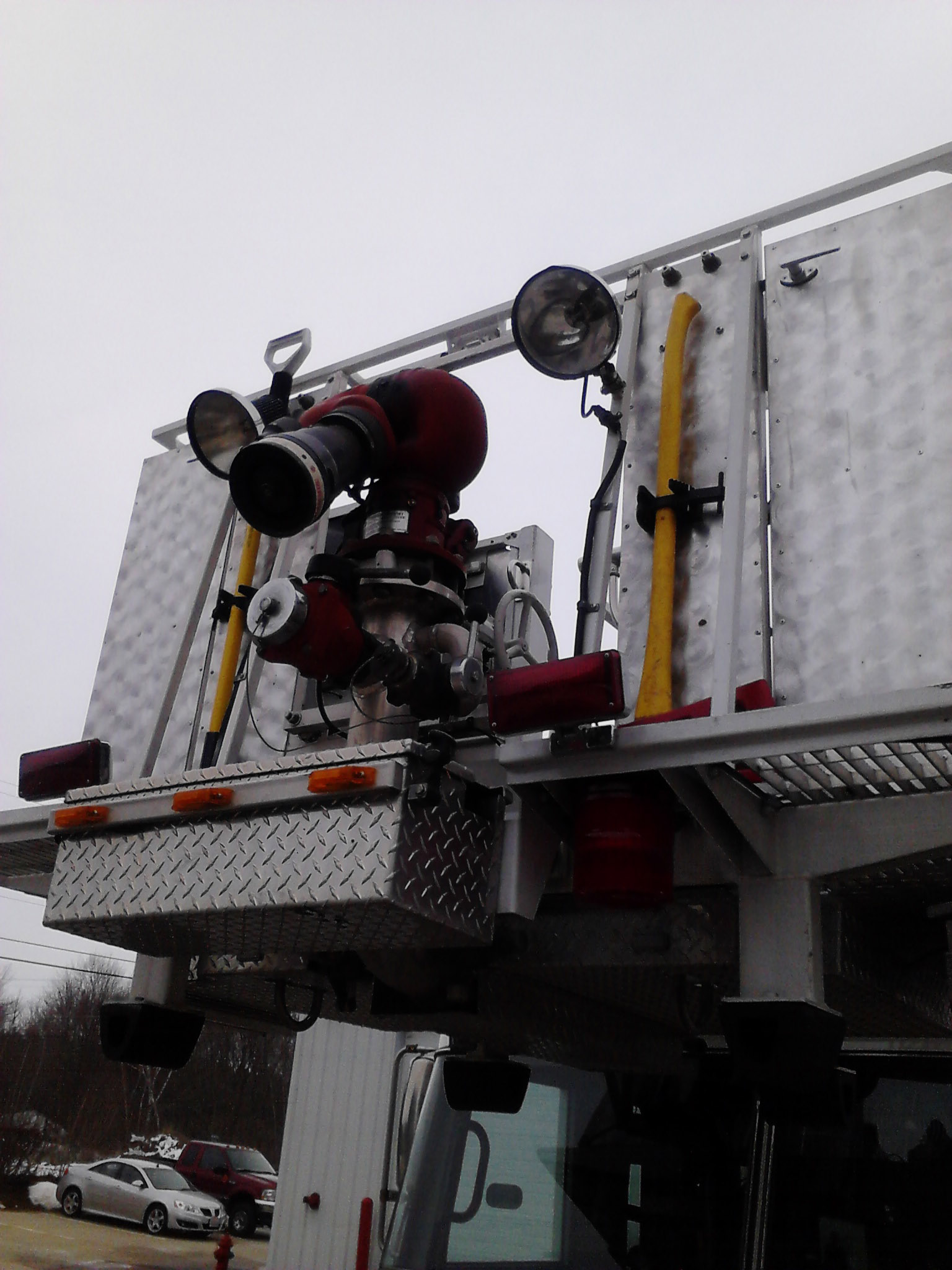 1999 Pierce Dash 105' Platform | Used Truck Details