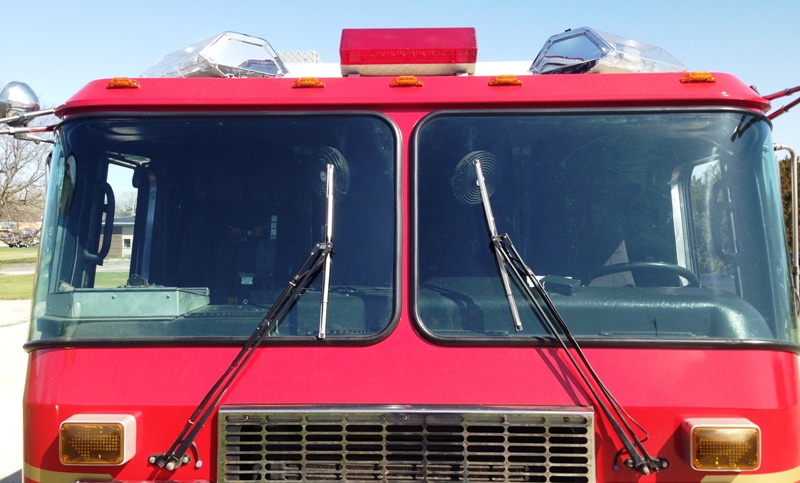 2002 E-One Cyclone II Walk-In Heavy Rescue | Used Truck Details