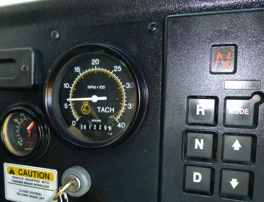 1999 Thomas Saf-T-Liner Command Center Bus | Used Truck Details