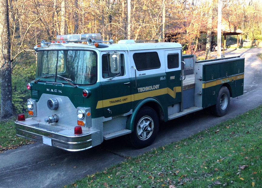 1972 Mack Equipment Truck / Hose Tender | Used Truck Details