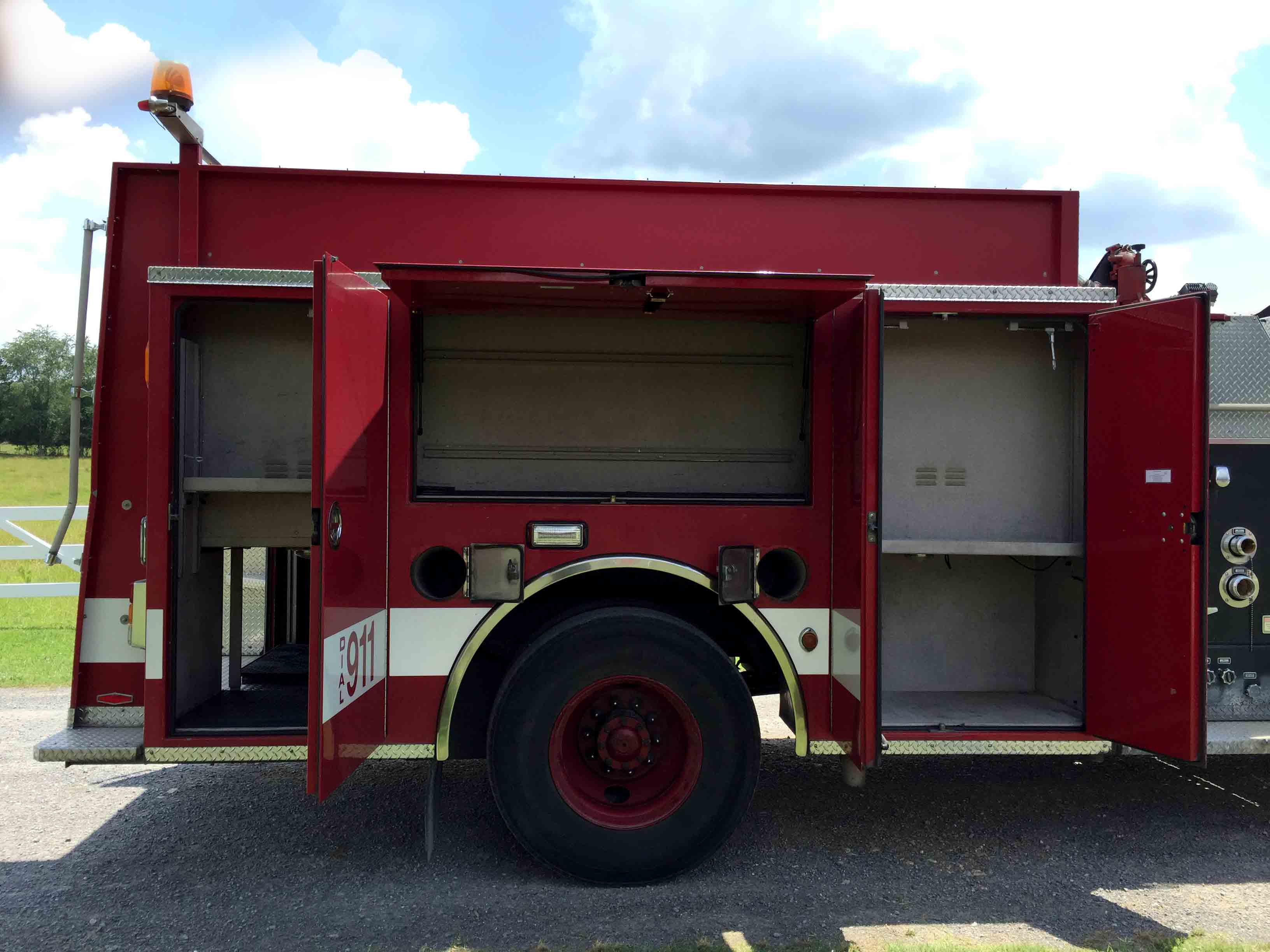 2000 Pierce Saber Rescue Pumper | Used Truck Details