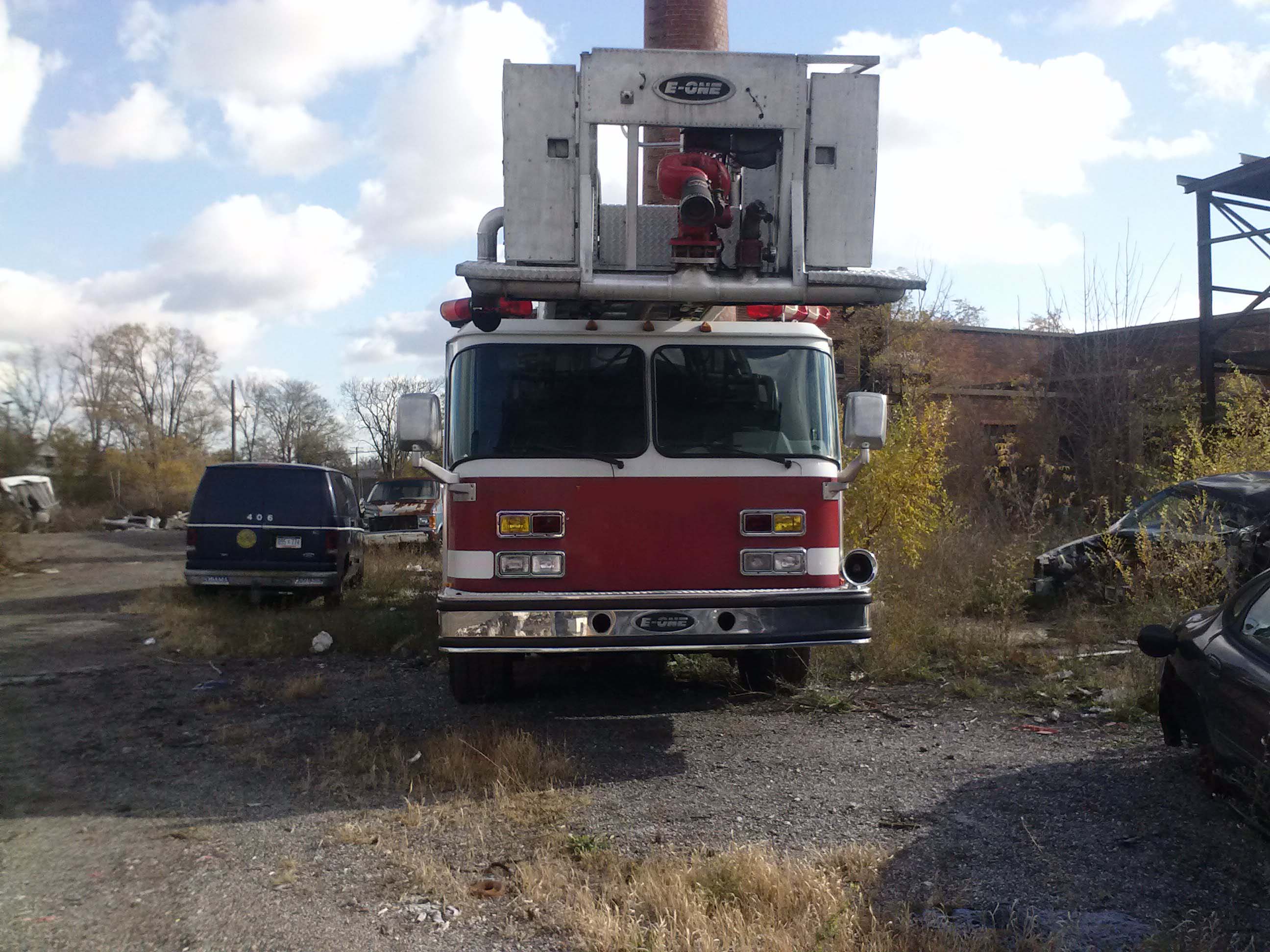 1995 E-One Hurricane 100' Platform | Used Truck Details