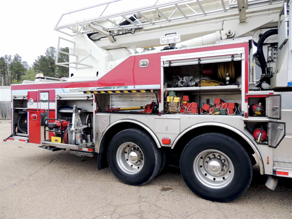 2002 Saulsbury E-One 100' Bronto | Used Truck Details