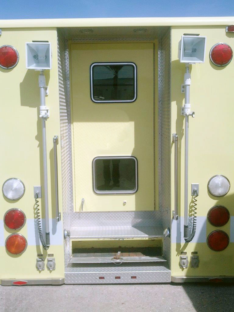 Walk-In Rescue Box | Used Truck Details
