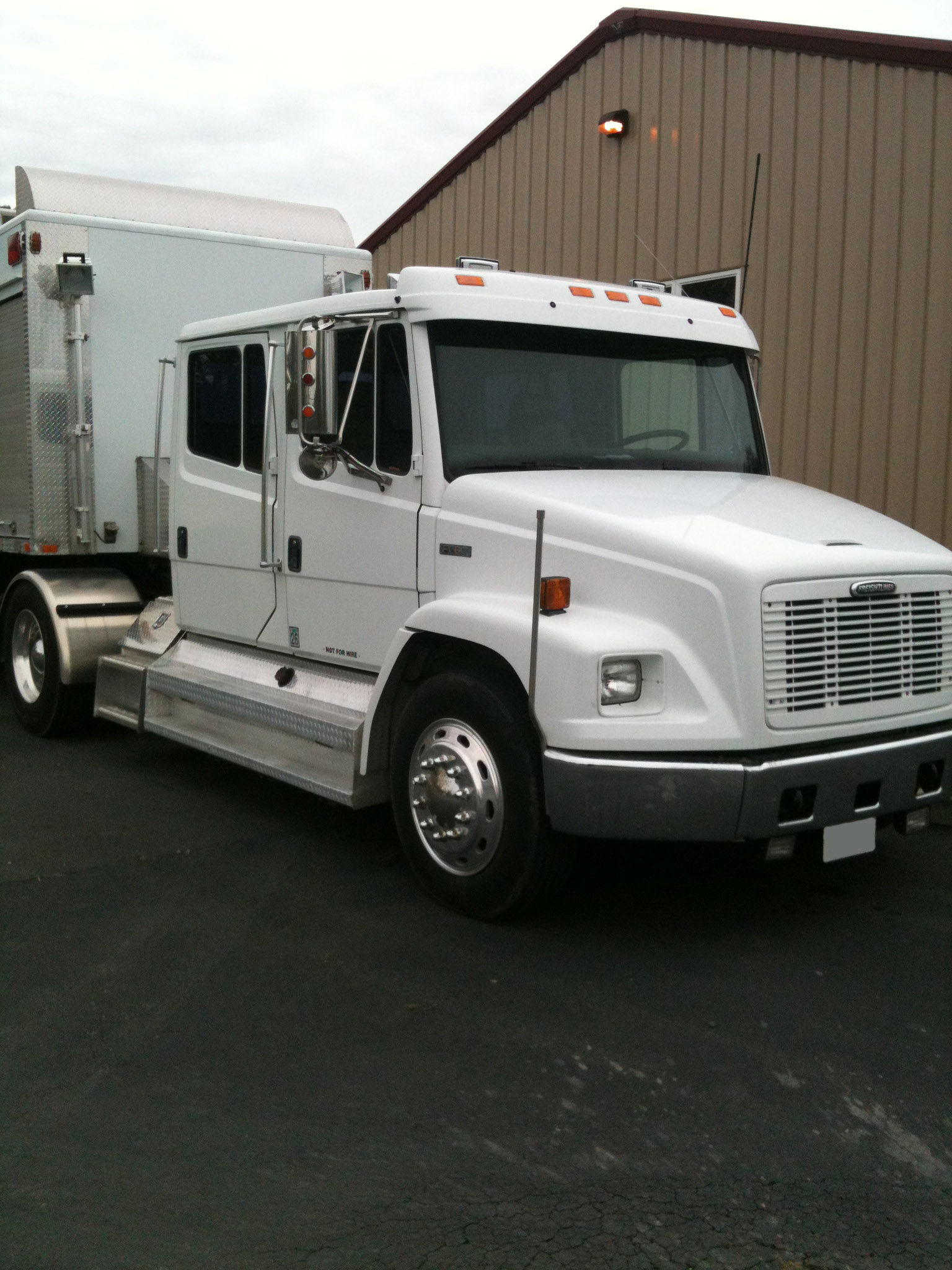 1998 Freightliner FL60 with Rescue Trailer | Used Truck Details