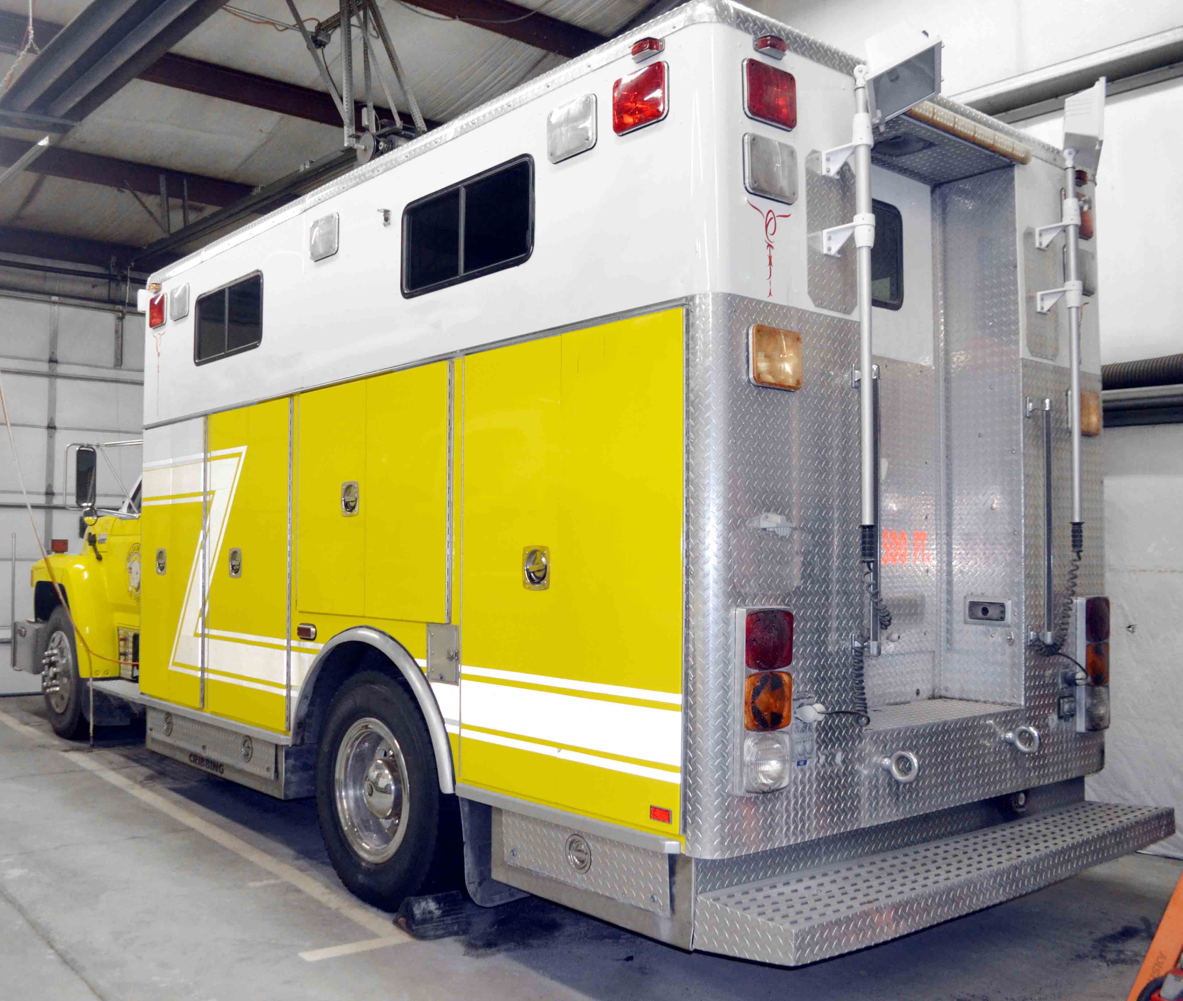 1994 New Lexington Ford Walk-In Rescue | Used Truck Details