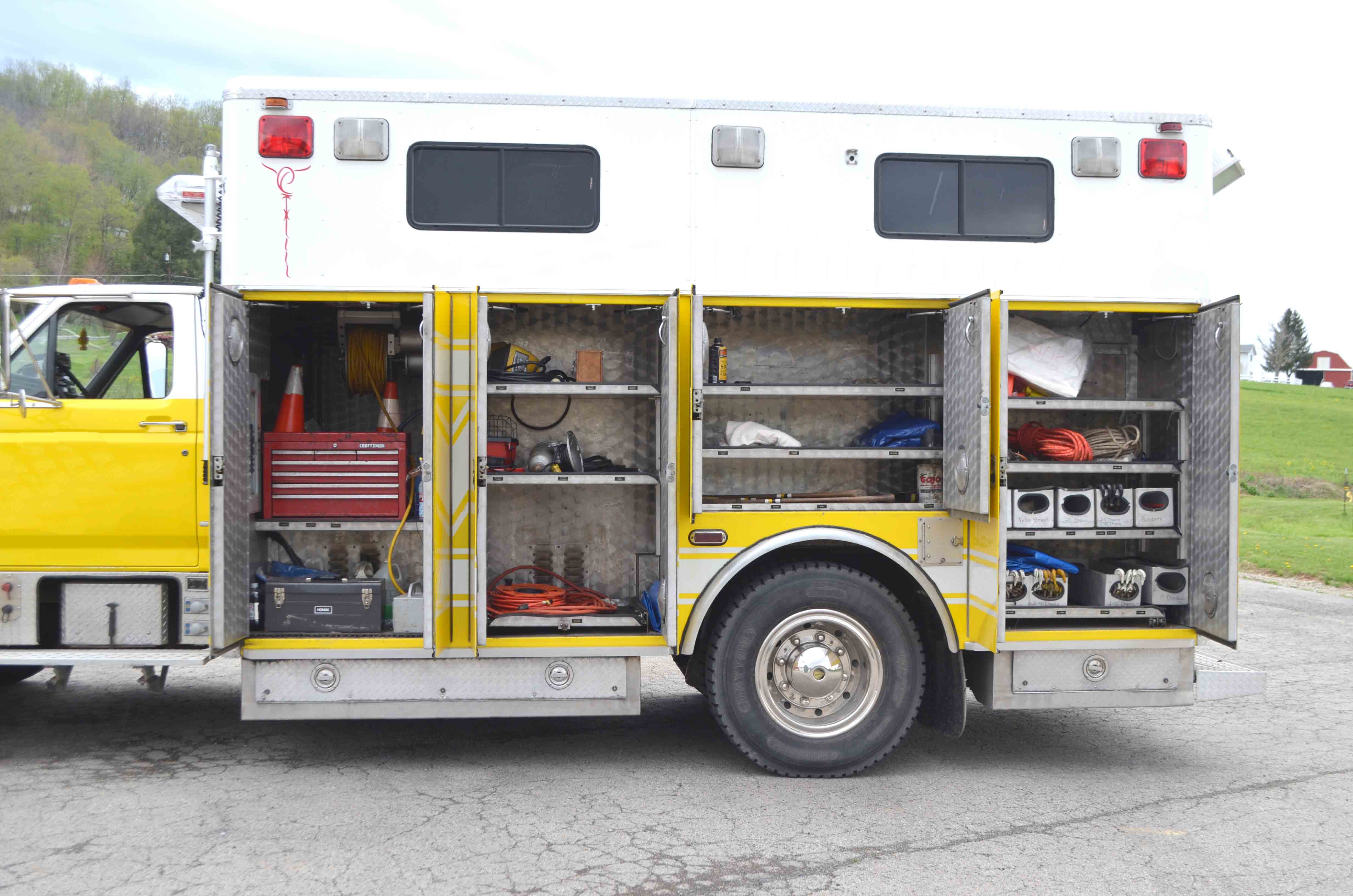 1994 New Lexington Ford Walk-In Rescue | Used Truck Details