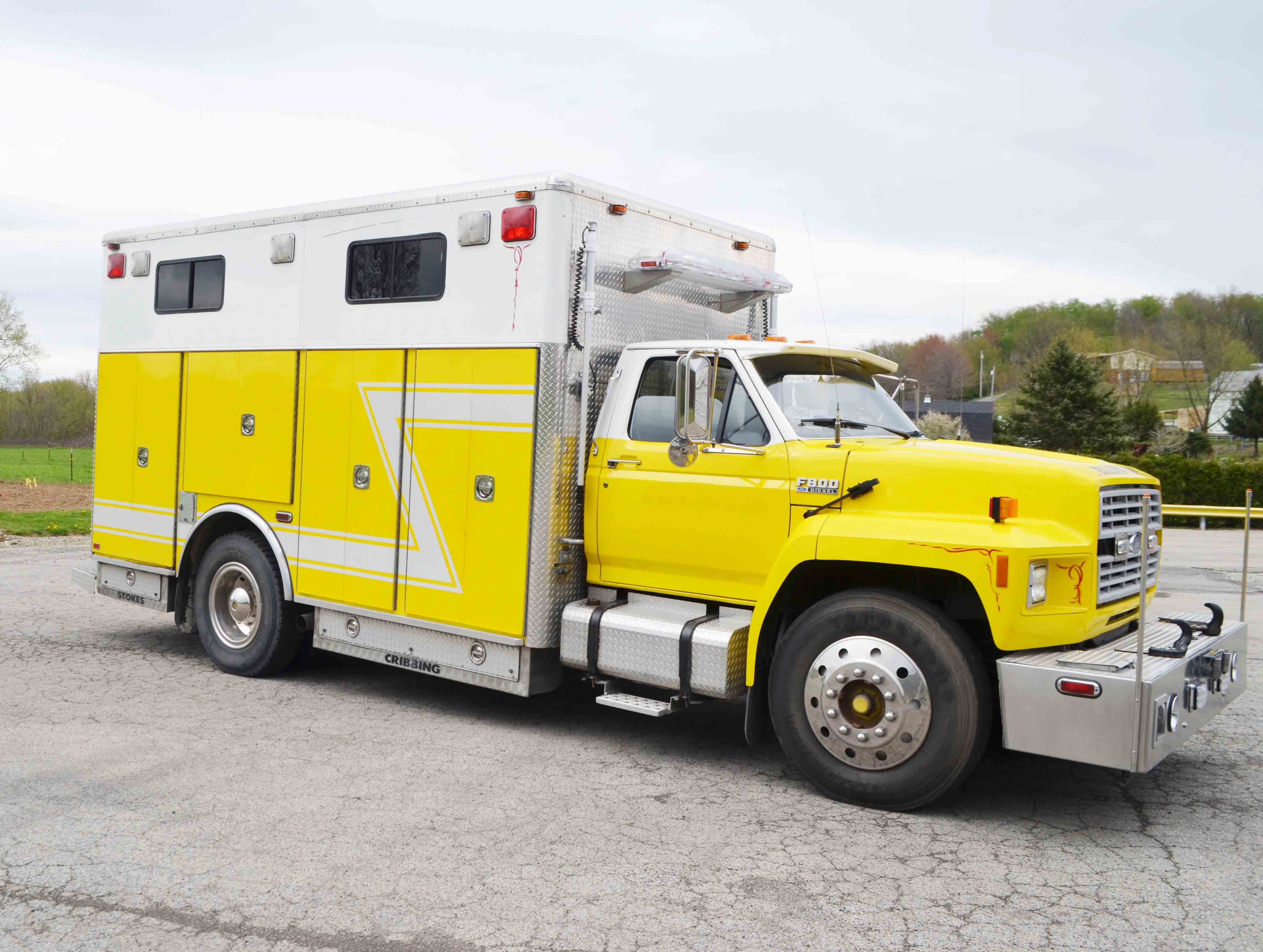1994 New Lexington Ford Walk-In Rescue | Used Truck Details