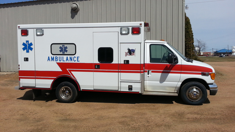 2003 Ford E450 Ambulance | Used Truck Details