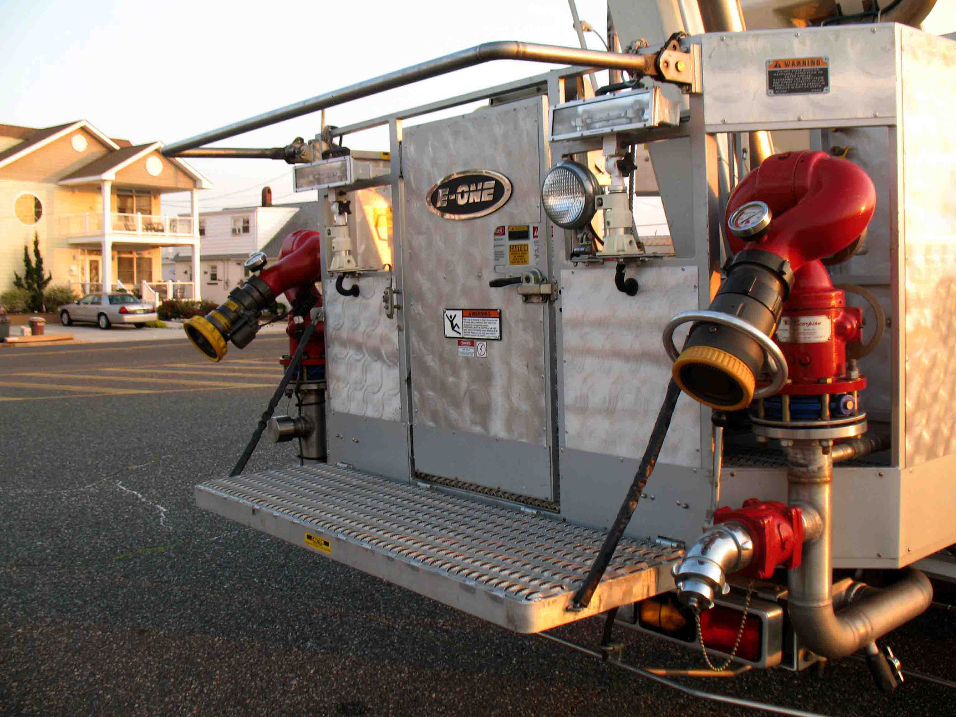 2000 E-One Cyclone II 95' Bronto | Used Truck Details