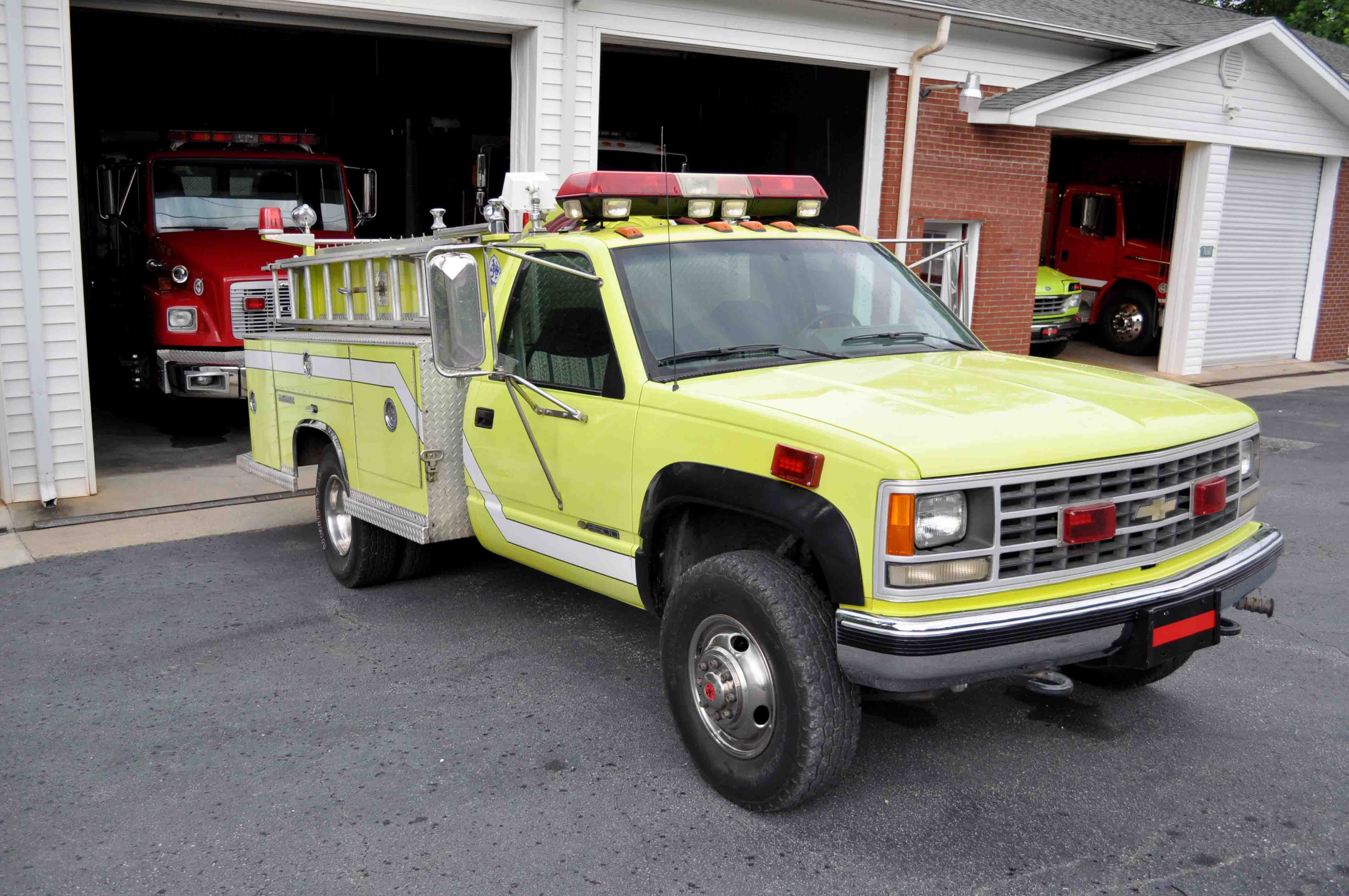 1993 Saulsbury Chevrolet Mini Pumper | Used Truck Details