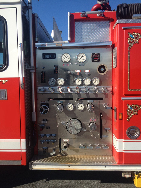 1996 E-One Sentry Custom Pumper | Used Truck Details