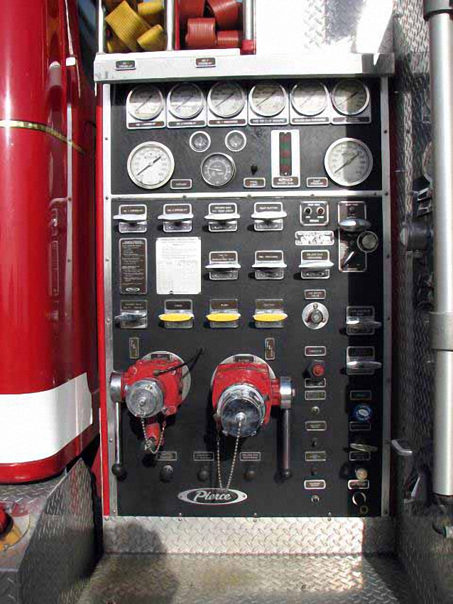 1986 Pierce International Midi-Pumper | Used Truck Details