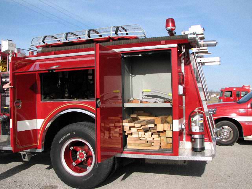 1986 Pierce International Midi-Pumper | Used Truck Details