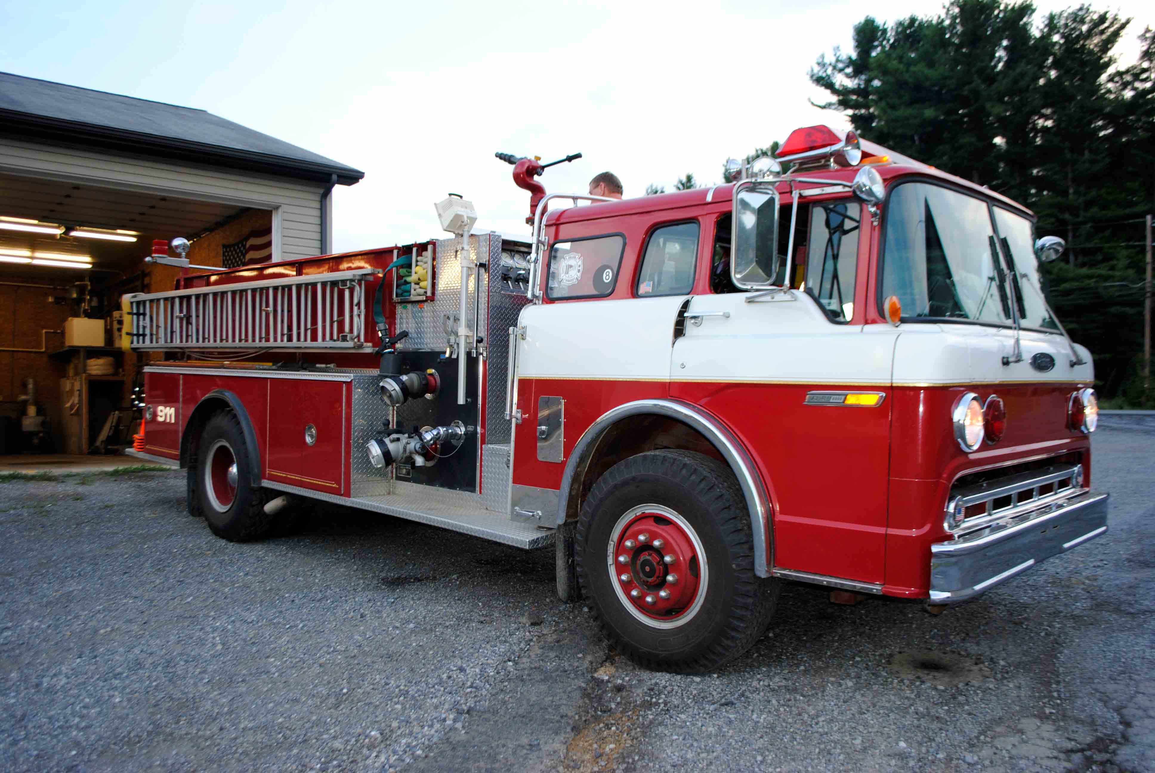 1985 Pierce Ford C8000 Pumper | Used Truck Details