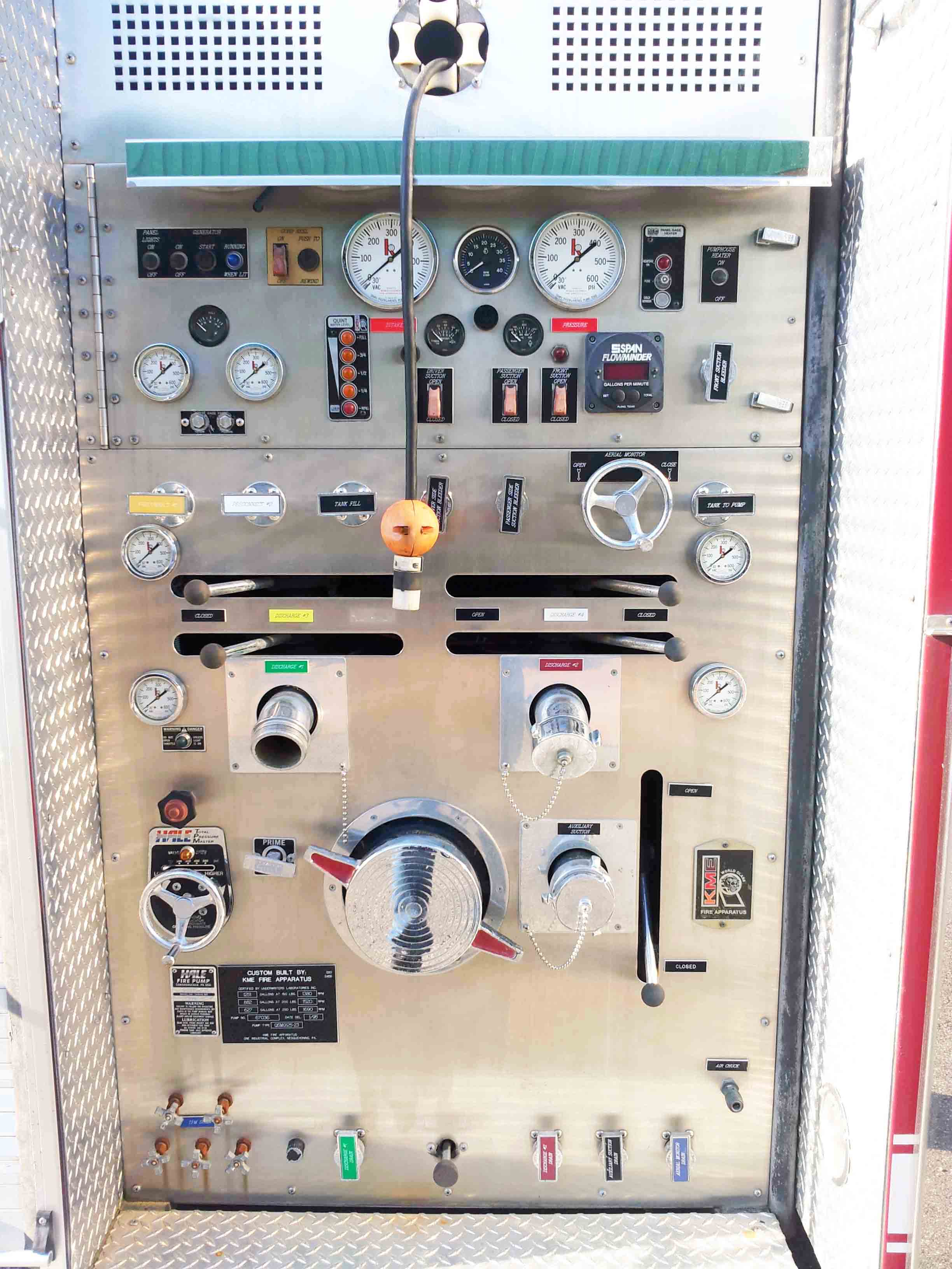 1995 KME Aerial Cat 102' Platform | Used Truck Details