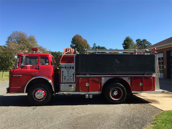 1981 E-One Ford C8000 Tanker | Used Truck Details