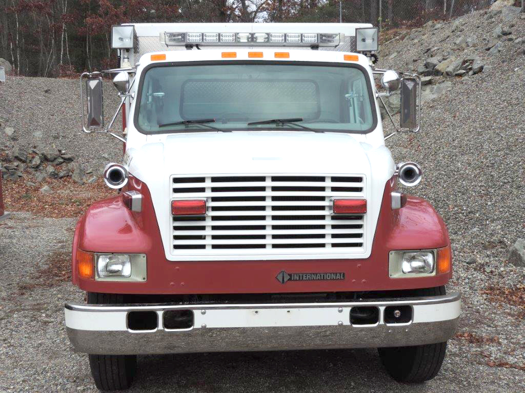 1995 E-One International Walk-In Rescue | Used Truck Details