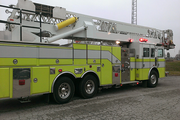 2000 KME 102' Aerial Cat Platform | Used Truck Details