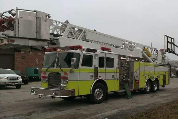 2000 KME 102' Aerial Cat Platform | Used Truck Details