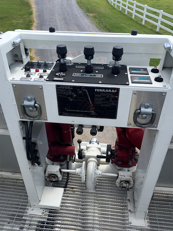 2010 Ferrara 100' Mid-Mount Platform | Used Truck Details