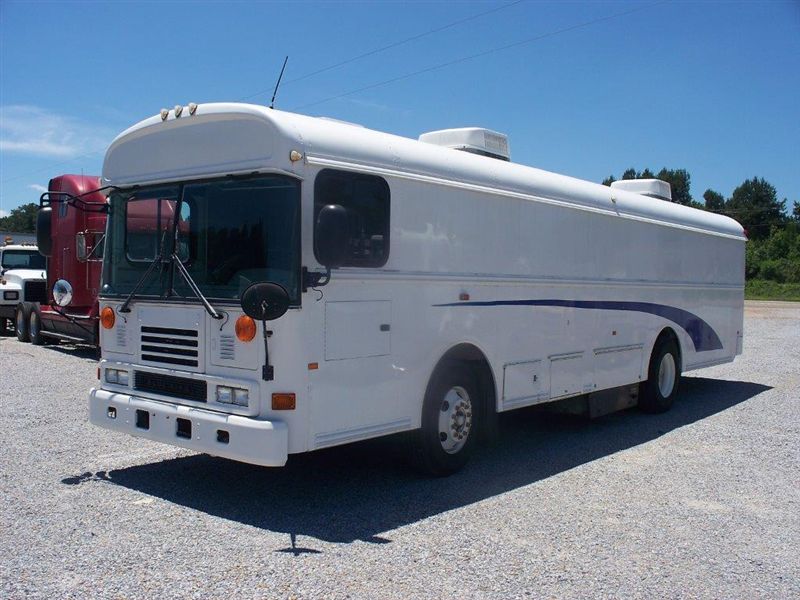 2005 Blue Bird Command Bus | Used Truck Details