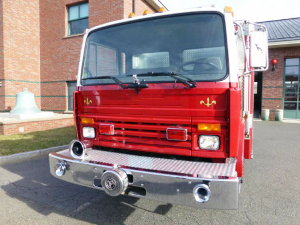 2010/1994 E-One Mack Rescue | Used Truck Details