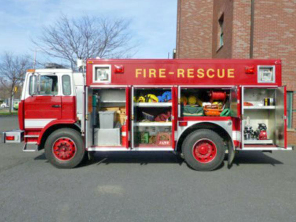 2010/1994 E-One Mack Rescue | Used Truck Details